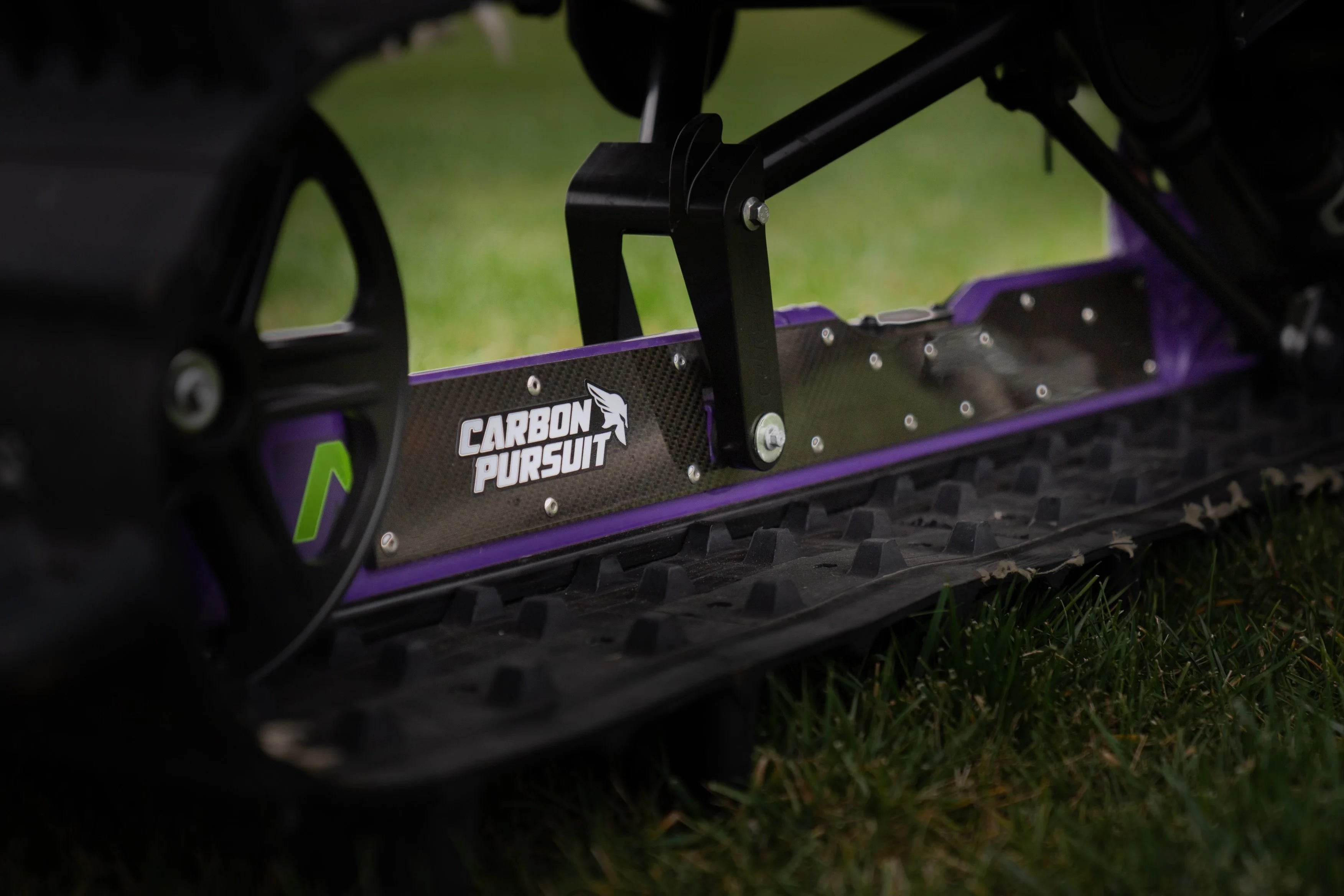 Carbon Pursuit Carbon Fiber Alpha Rail Brace 146" - Black